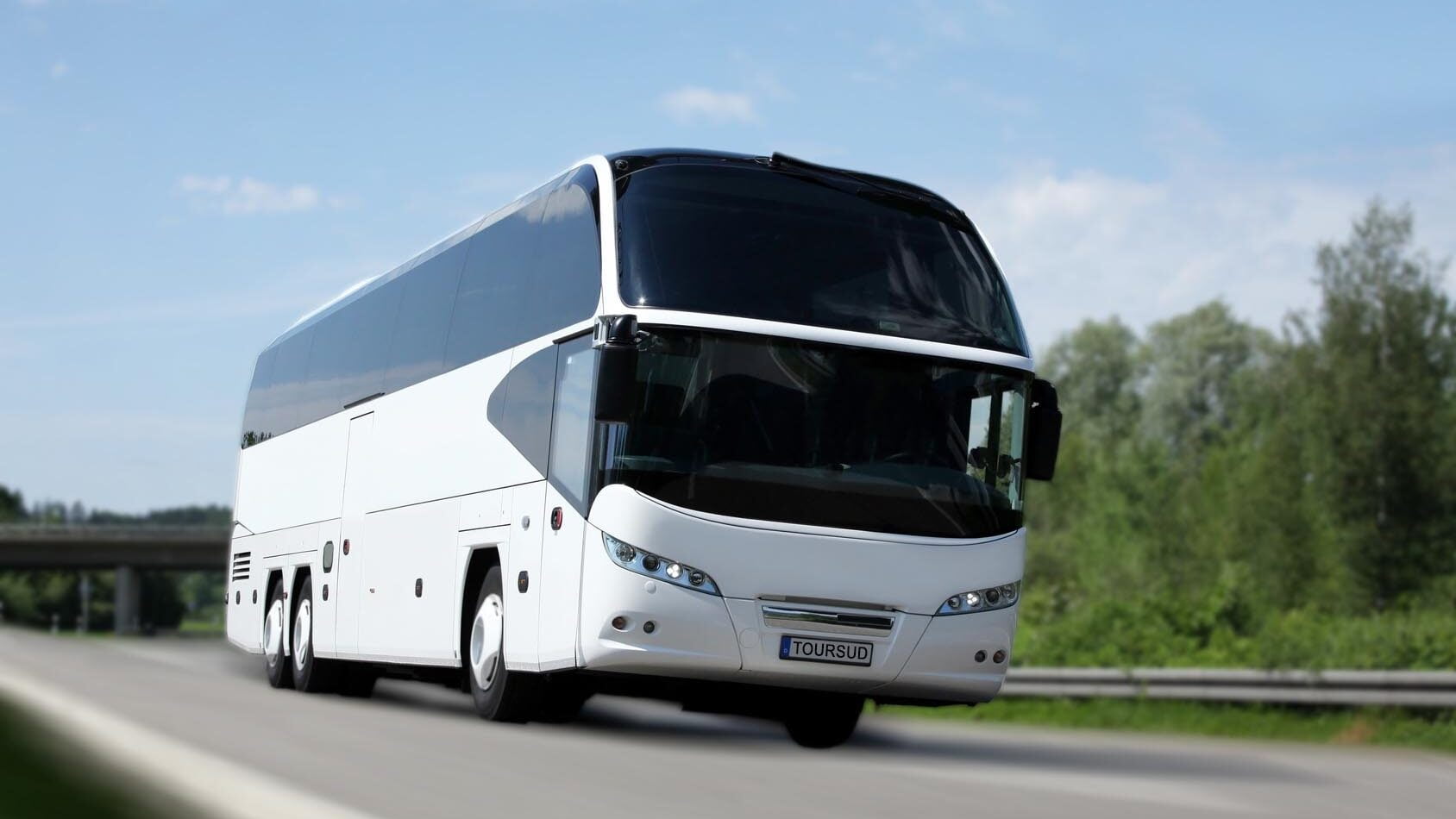 Bus Rental Rates in Toulouse from €198 with Toursud